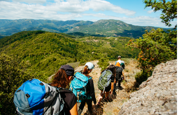 Séjour bivouac sur le massif du Tanargue - Auvergne-Rhône-Alpes Tourisme