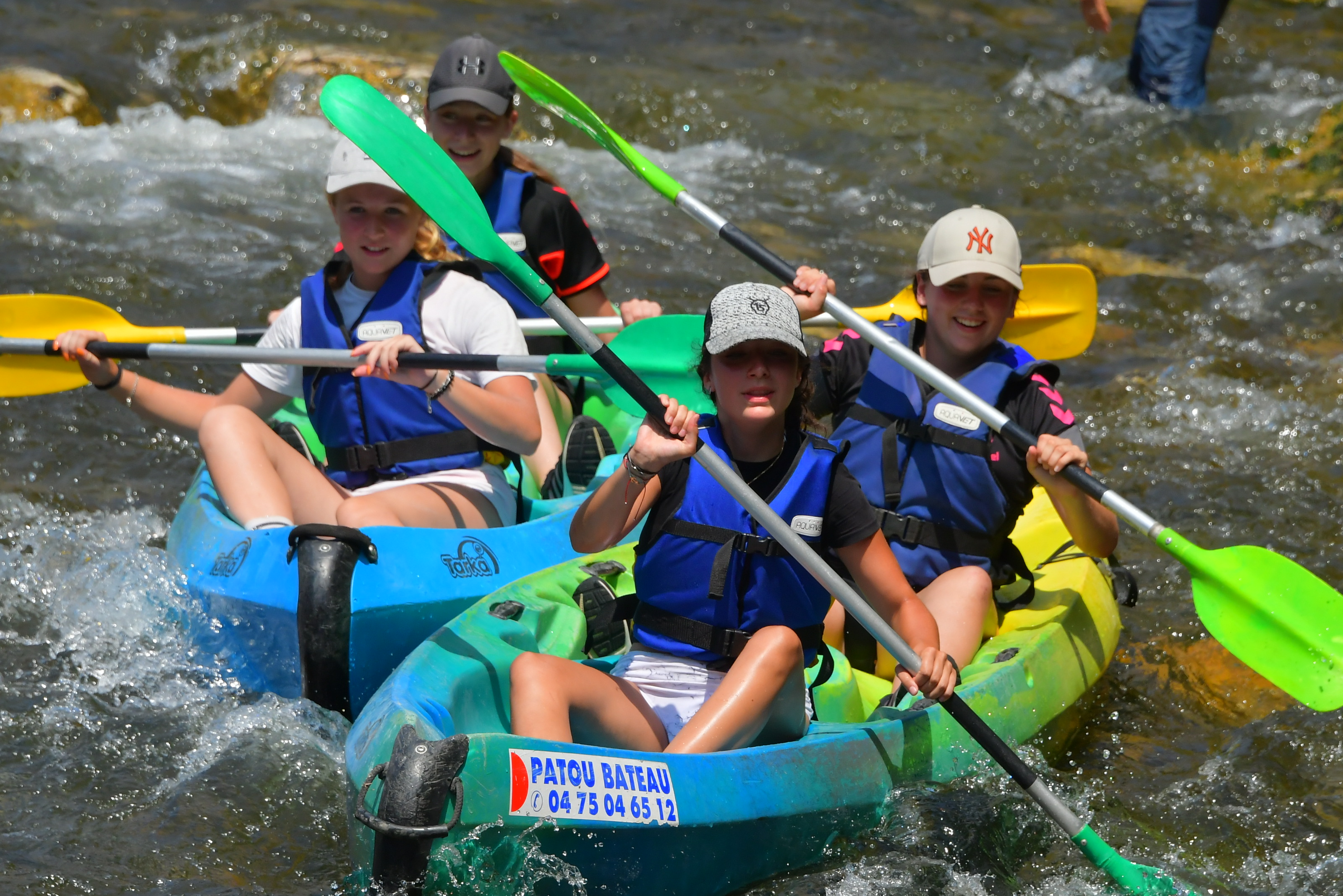 Canoë – Kayak de Vallon à Châmes – 7 km avec Patou Bateau - Auvergne ...