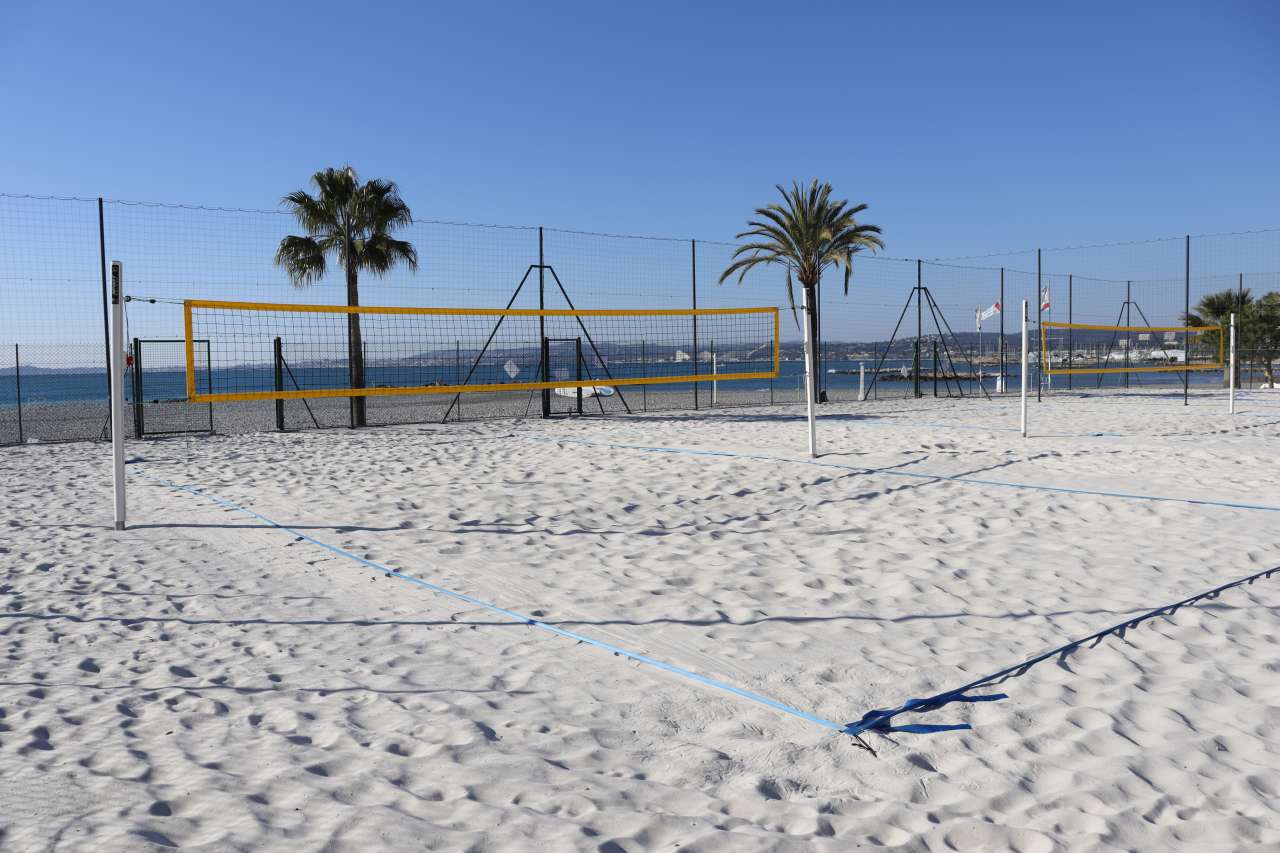 Terrain de beach volley Promenade J-Y Cousteau | Nizza Costa Azzurra