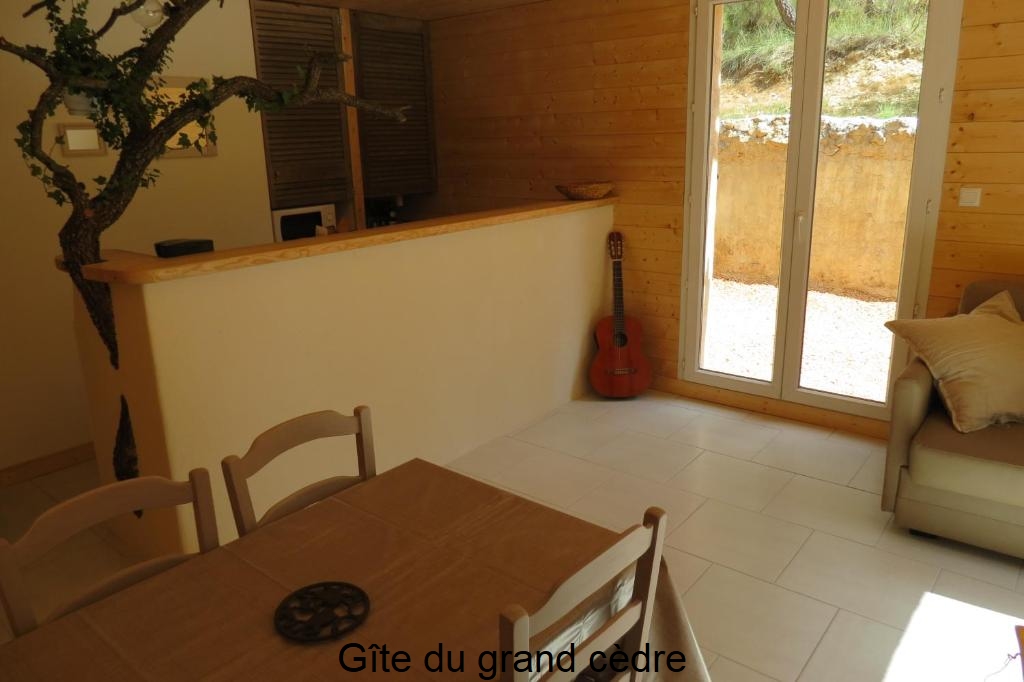 Le Gîte du Grand Cèdre, Meublé et Gîte à Allemagne-en-Provence | Alpes ...