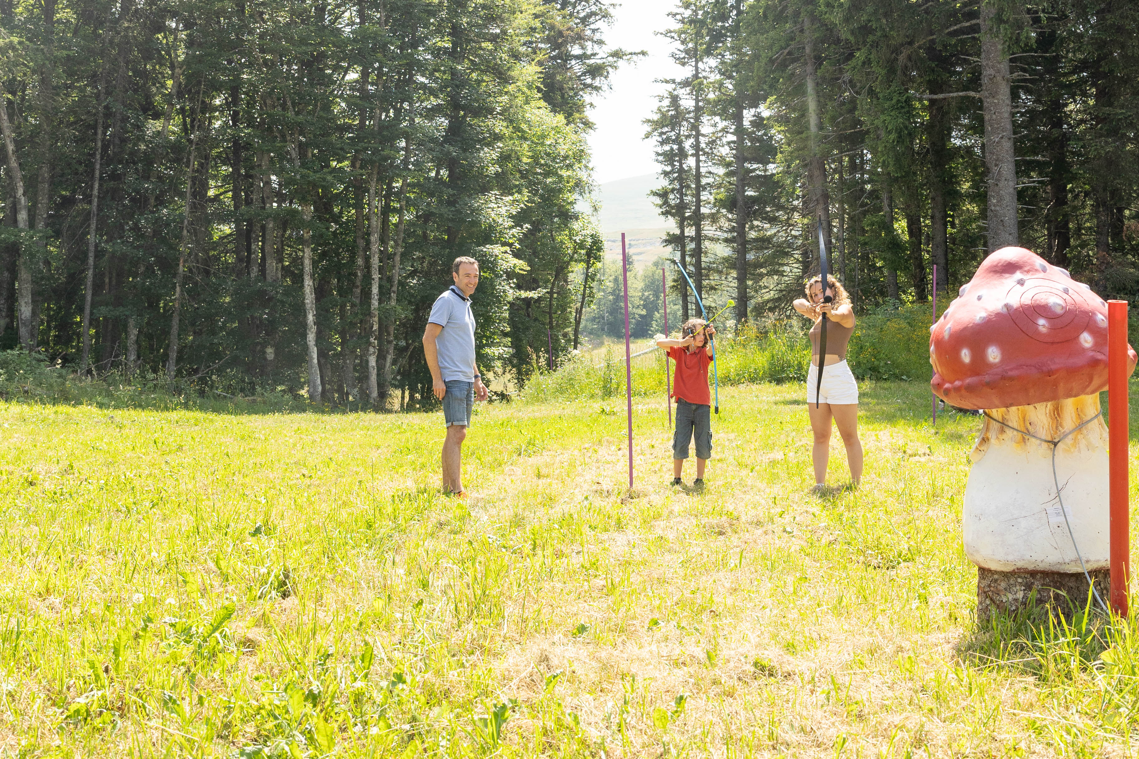 Family archery course - La Drôme Tourisme