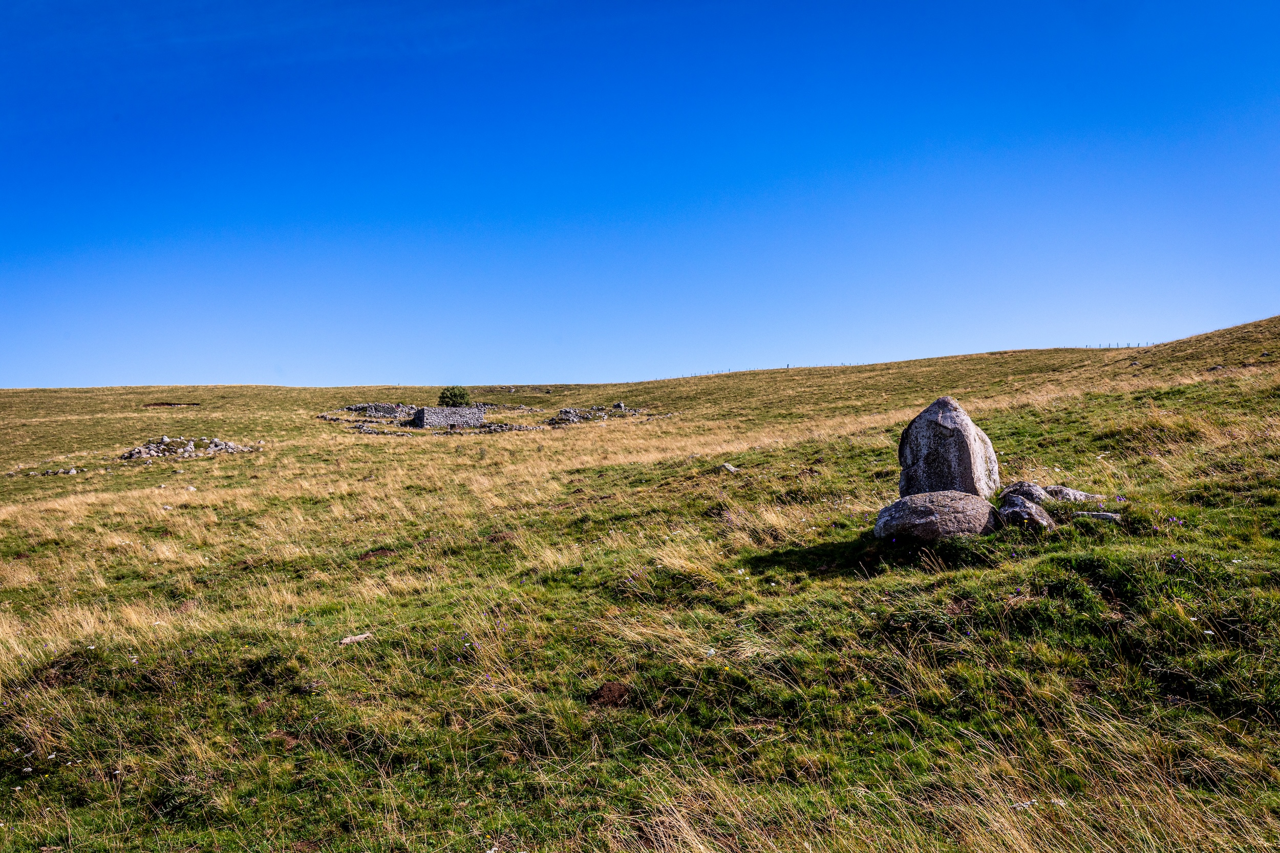 Sentier des Quiroux - Auvergne-Rhône-Alpes Tourisme