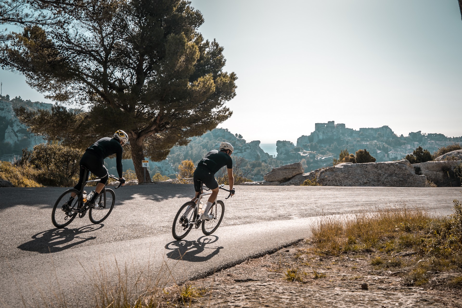 Unusual Ride - Alpilles en Provence