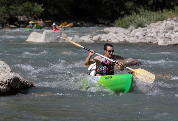 Canoë Kayak et mini raft avec Canoë Drôme - La Drôme Tourisme