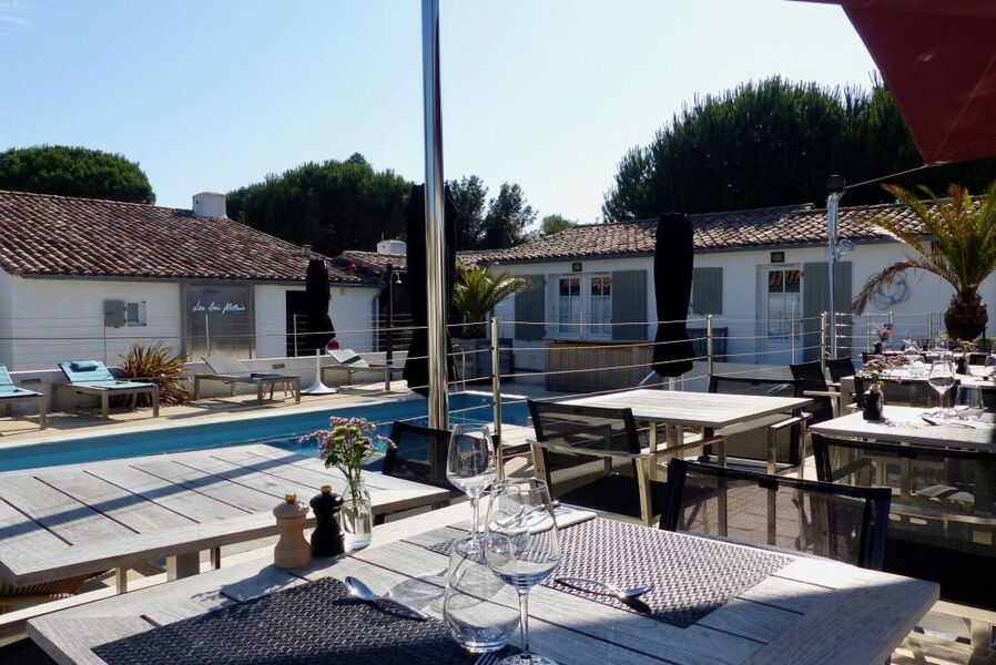 French salt marshes - Visit of salt marshes & salt farm on the Atlantic ...