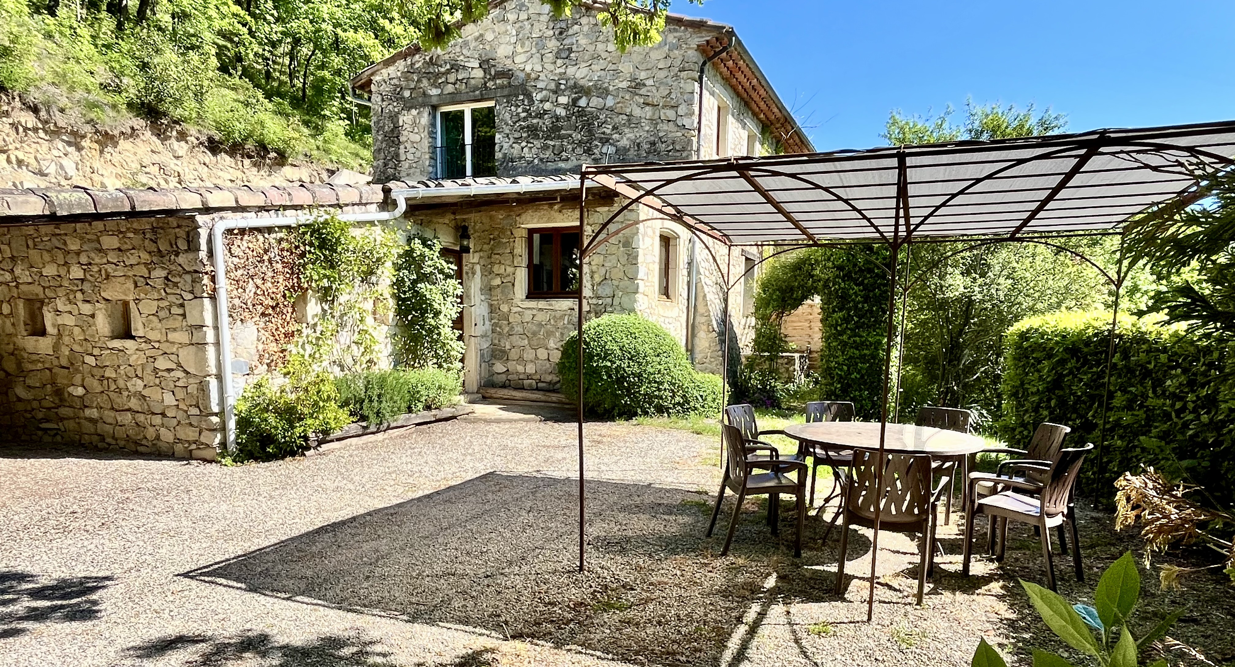 Gîte Camping Porte de Provence - La Drôme Tourisme