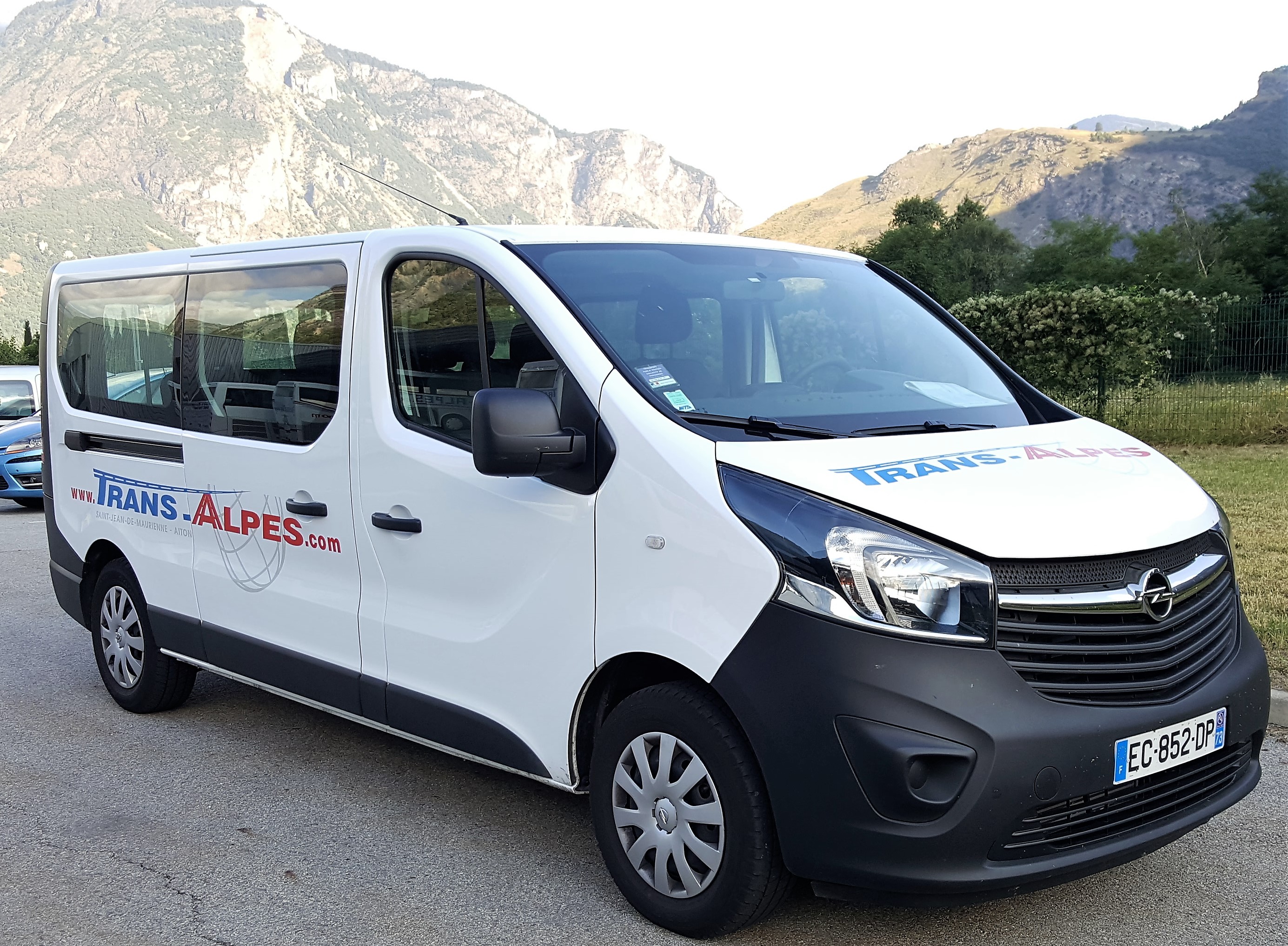 Taxis Trans-Alpes - Le Corbier - Maurienne - Savoie - Alpes | Office de ...