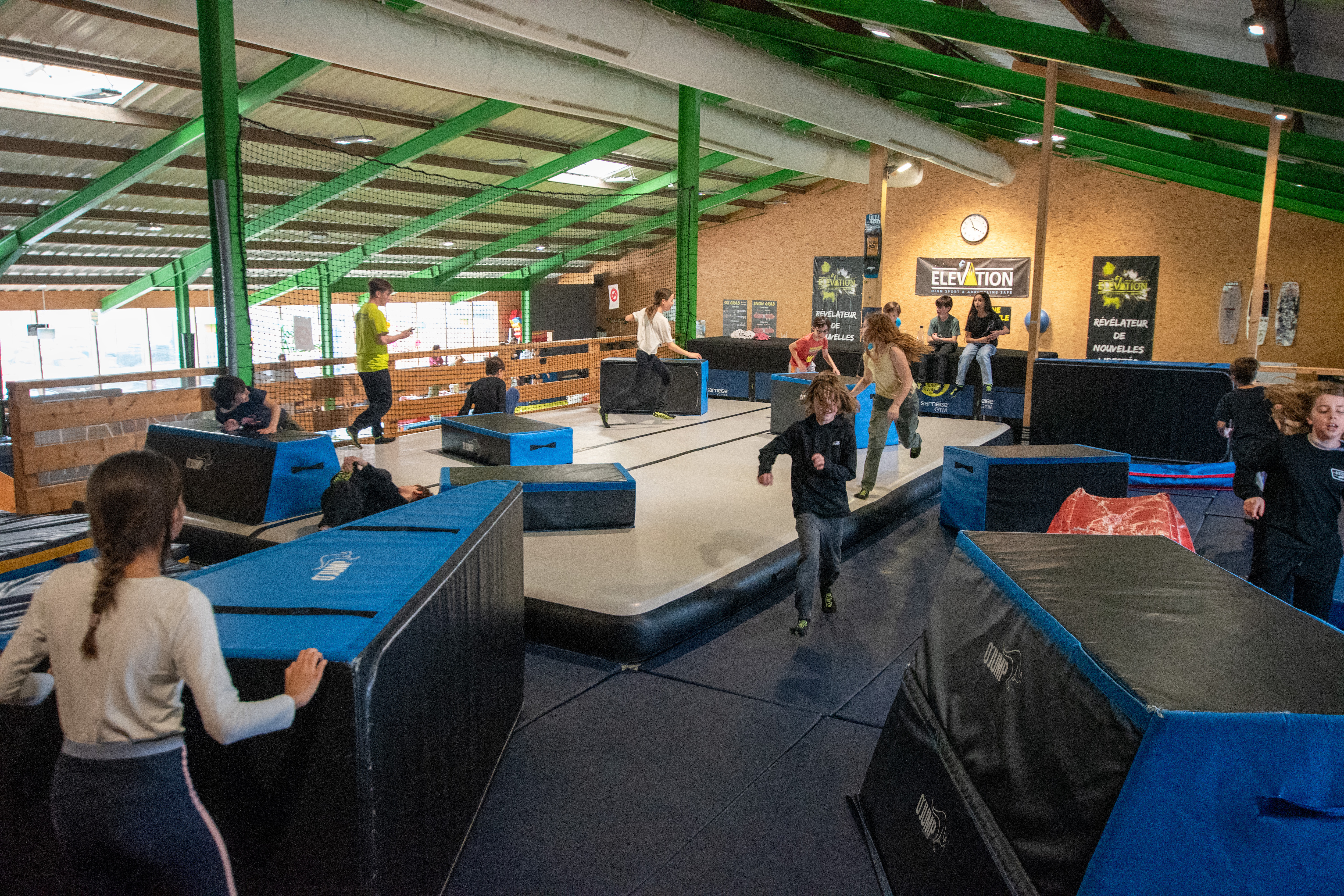 Elevation Indoor Trampoline Park - Auvergne-Rhône-Alpes Tourisme