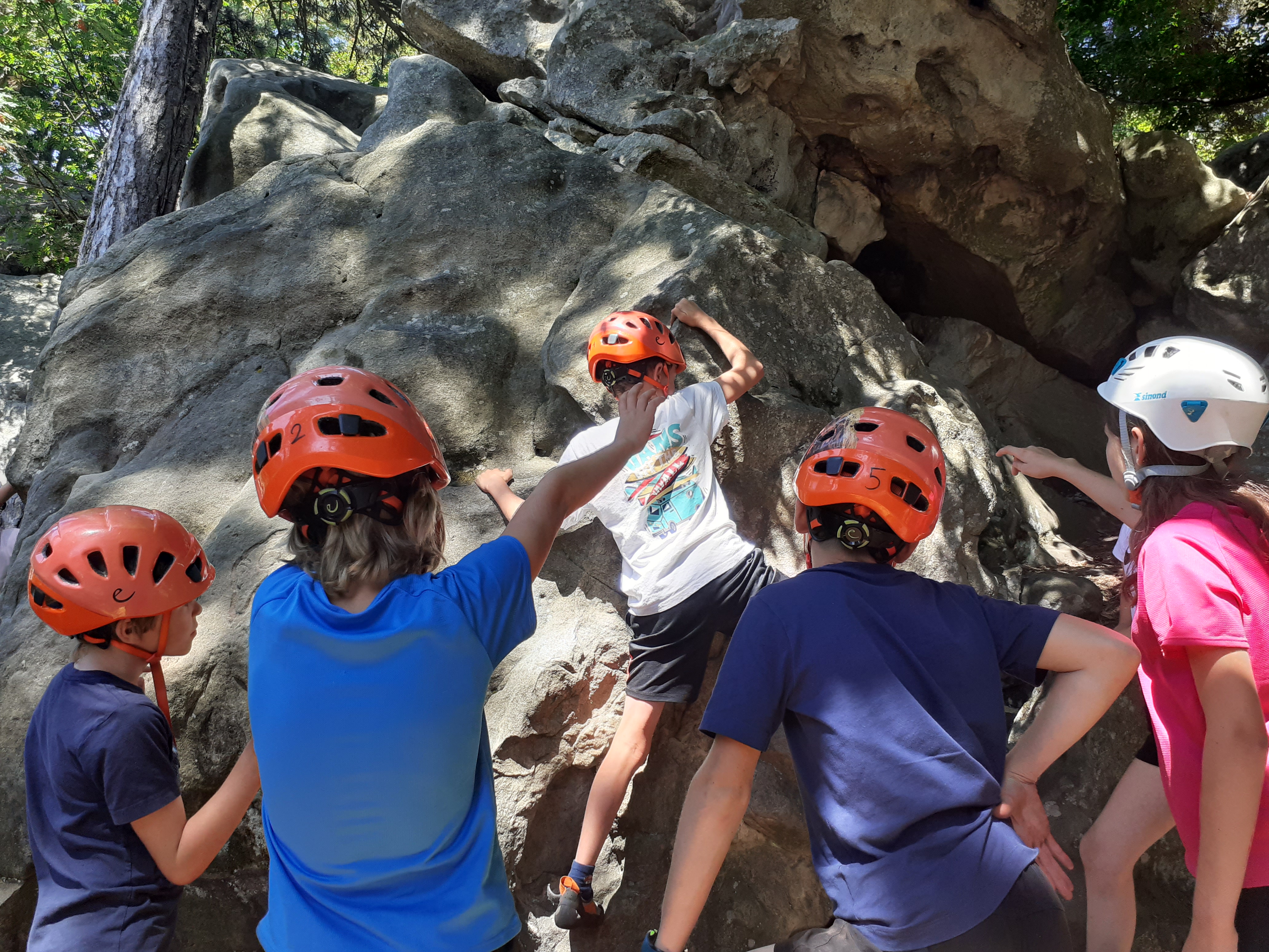 Rock climbing courses on cliffs - Auvergne-Rhône-Alpes Tourisme