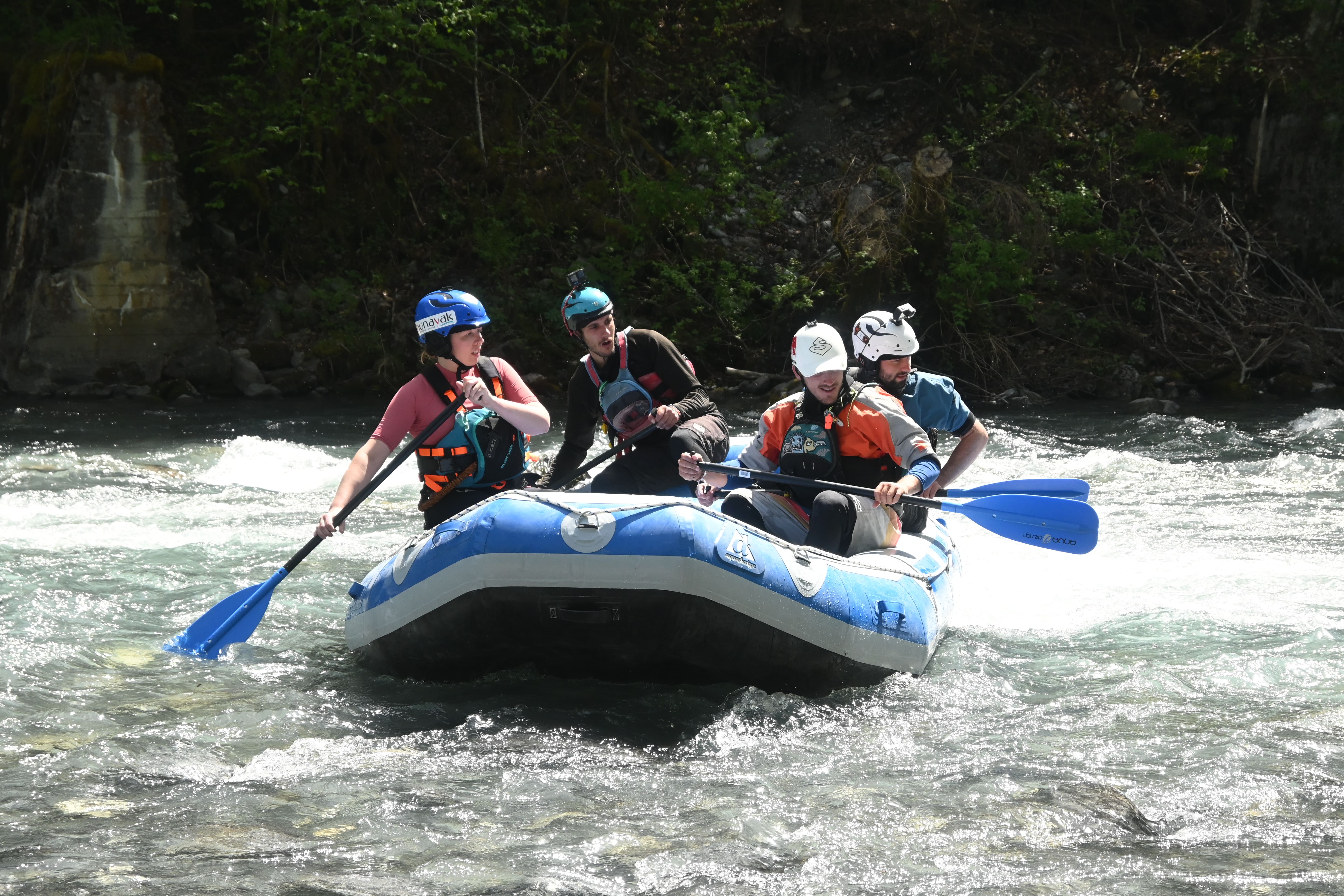 Zen River Camp: Rafting trip - Auvergne-Rhône-Alpes Tourisme